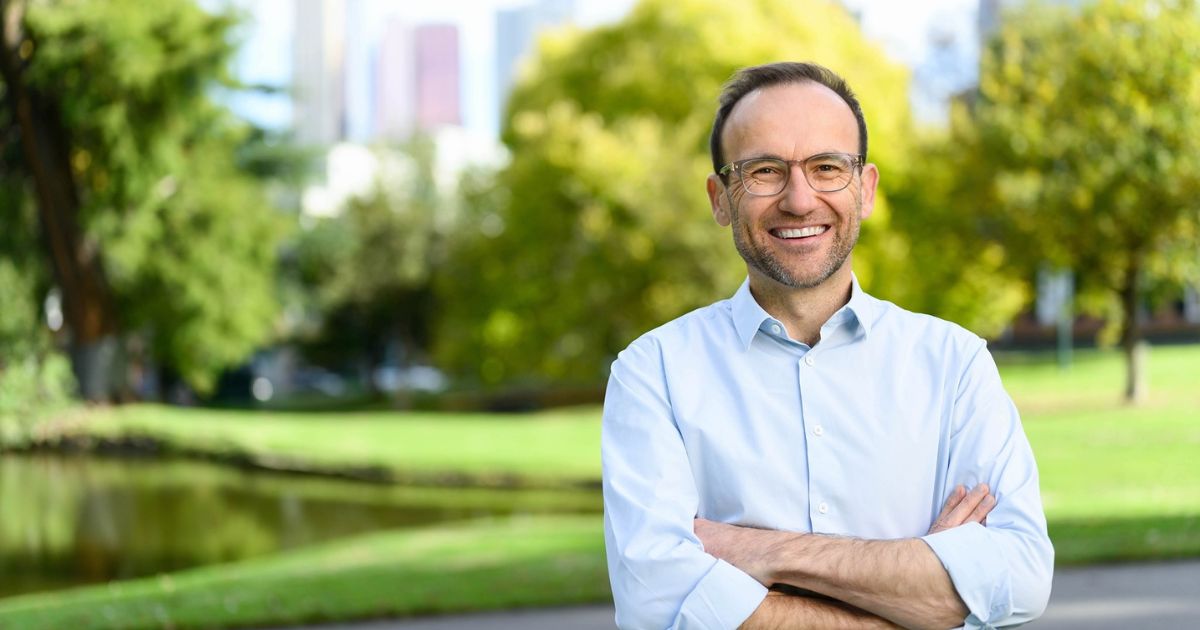 Adam Bandt confirms the Greens’ support for a well-funded ABC - ABC Friends