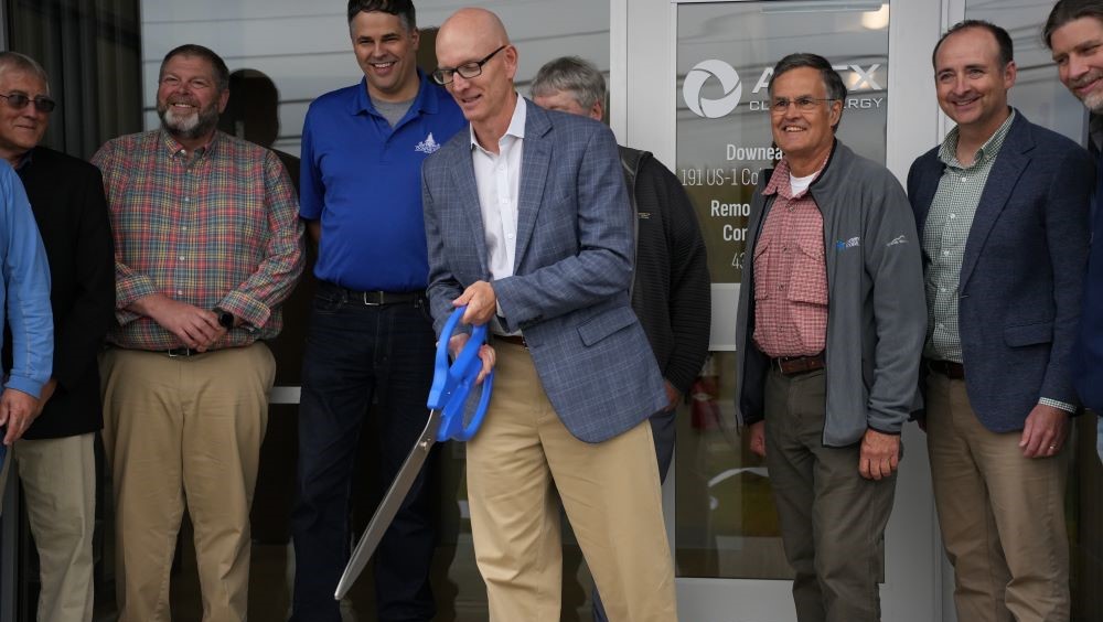 Downeast Wind Presents $1.2 Million in Community Benefits to Local ...