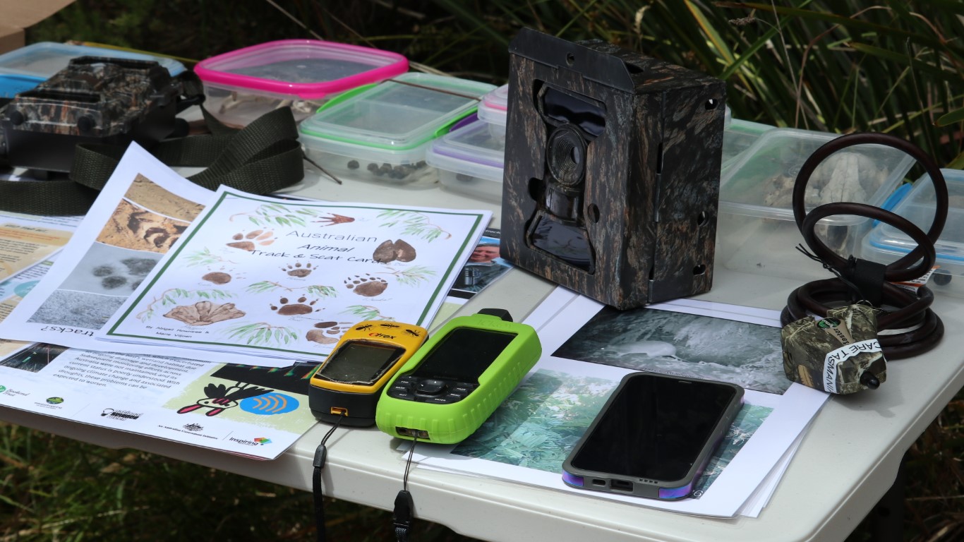 Great turnout for citizen science workshop! - Landcare Tasmania