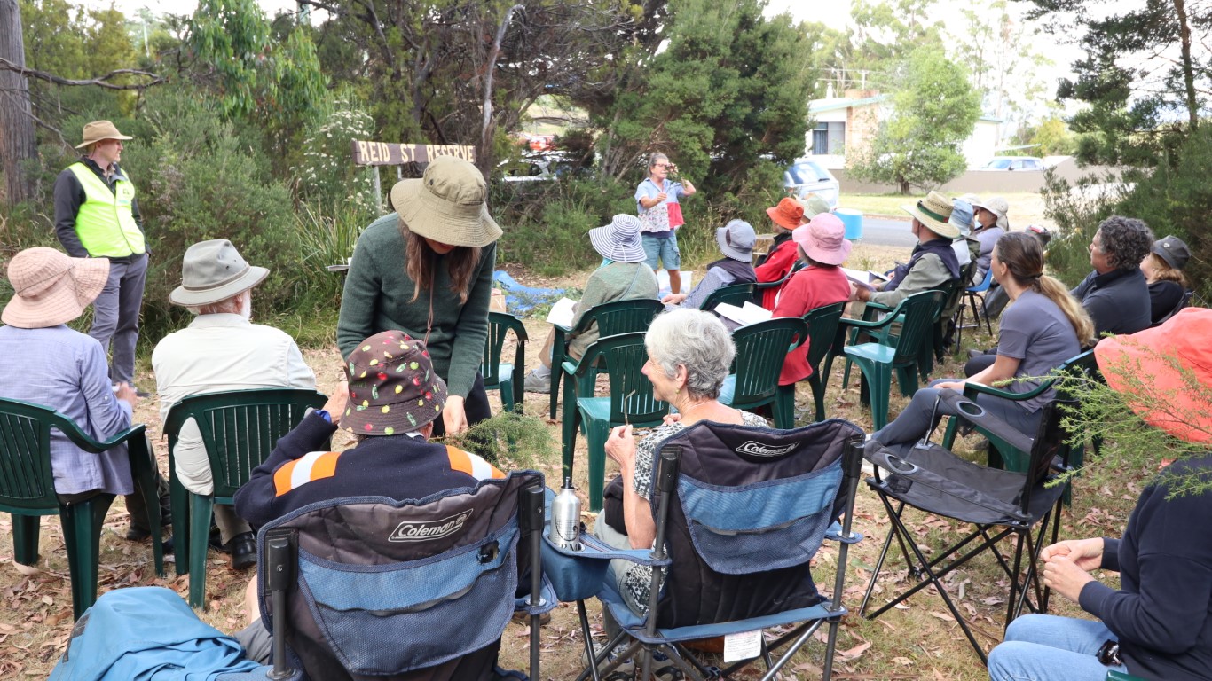 Great turnout for citizen science workshop! - Landcare Tasmania