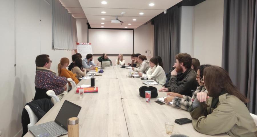 Au MJCF, des adhésions… et de la formation ! - Site Internet du P.C.F.