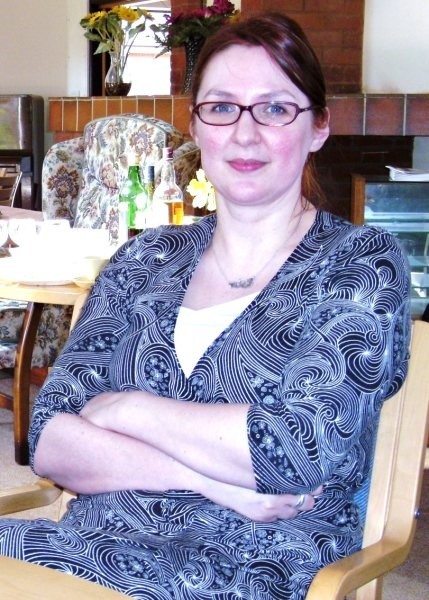 Portrait: Karen - SameYou