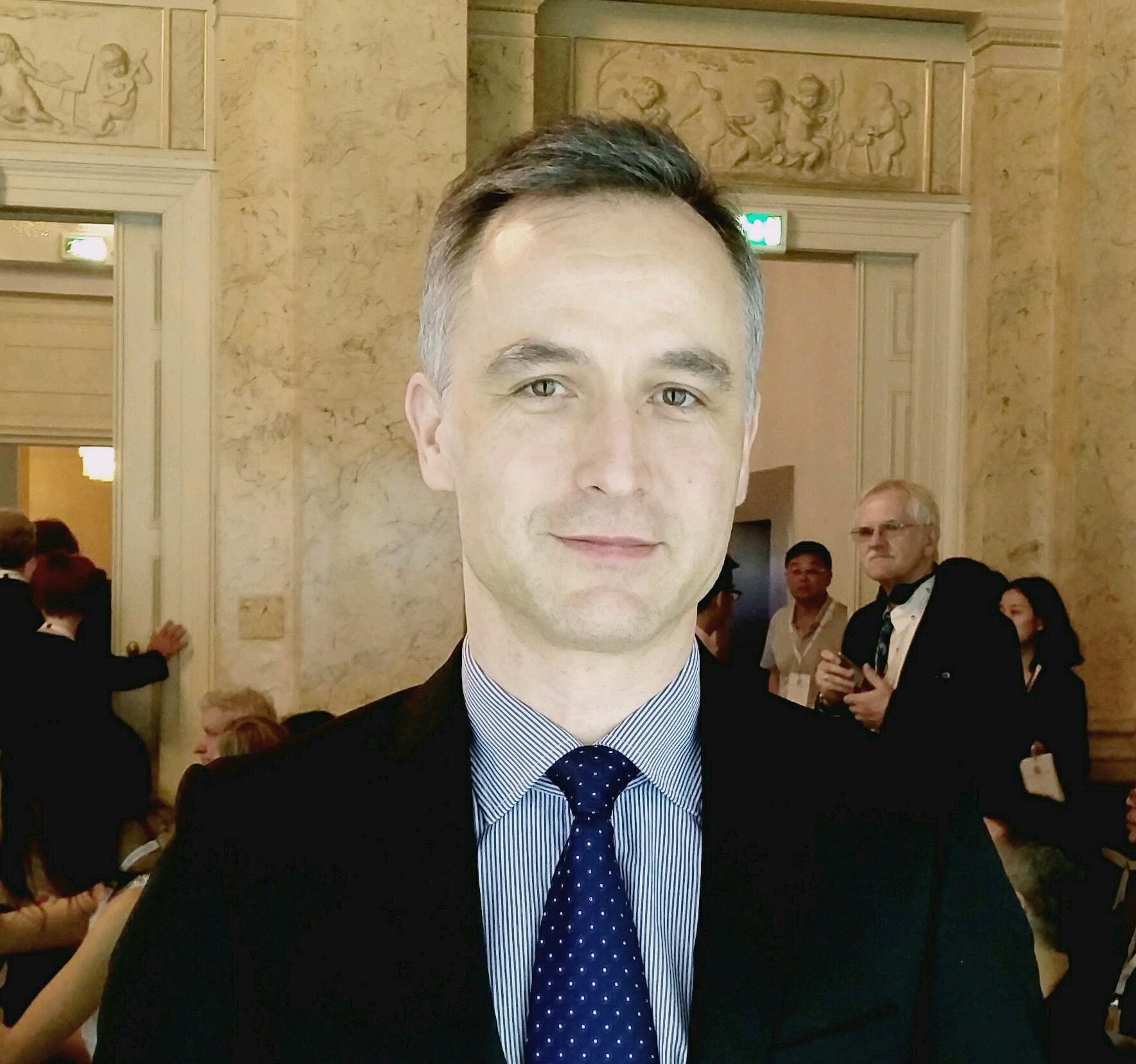 Stephan Ossenkopp - Schiller Institut (DE)