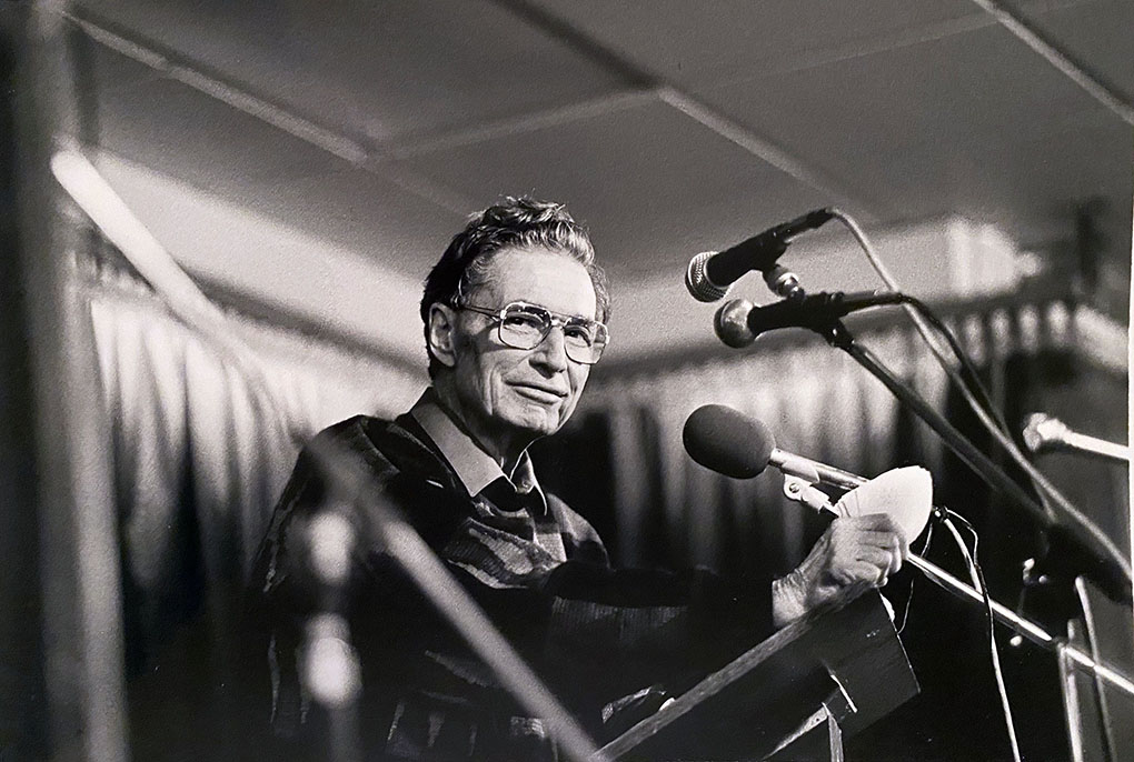 GRAHAM F SMITH - SEARCH FOUNDATION