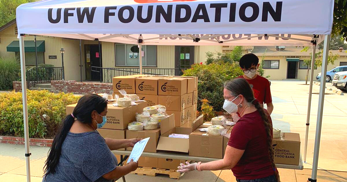 Llinnell Camp Food Distribution - The UFW Foundation