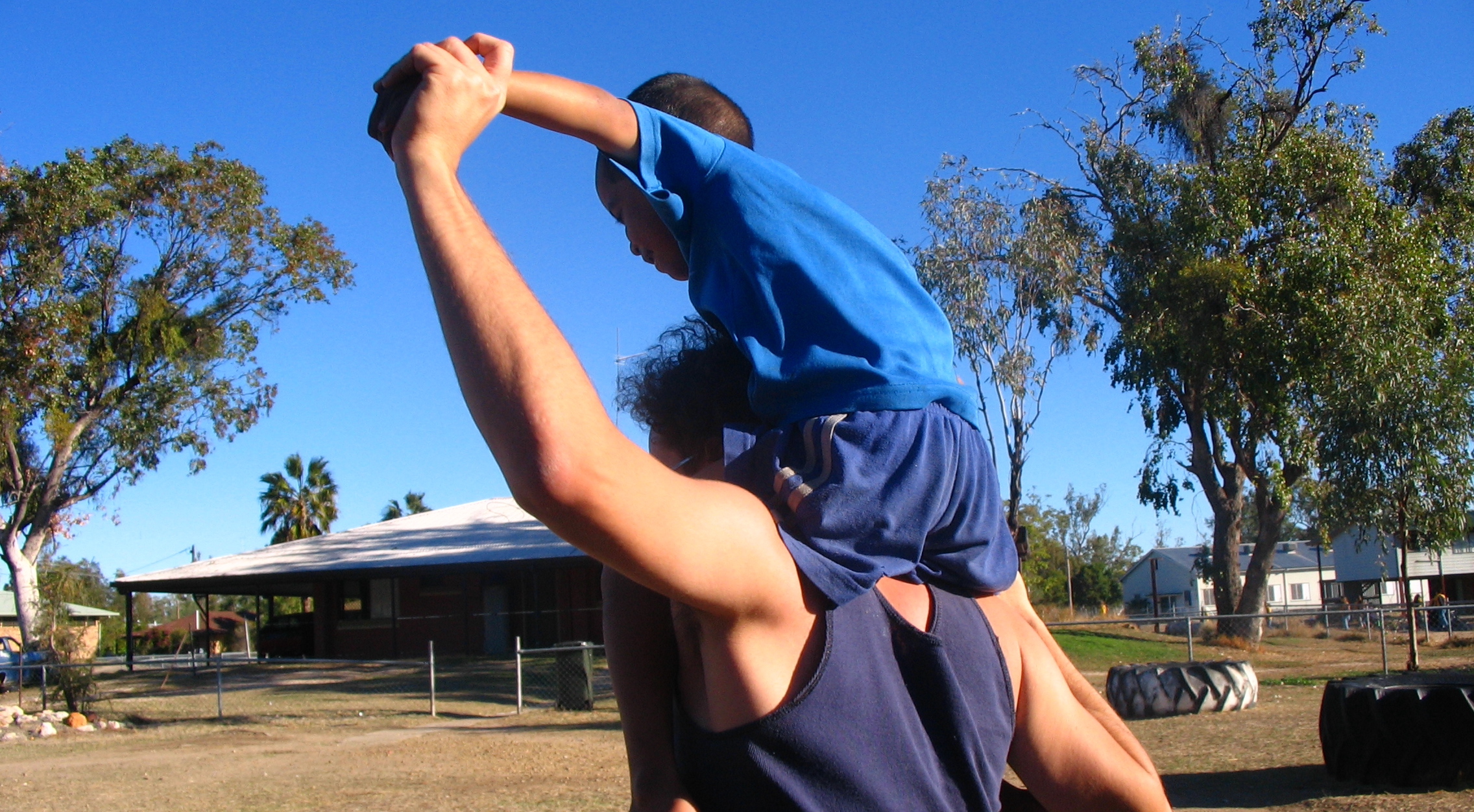 Derech Eretz - Stand Up