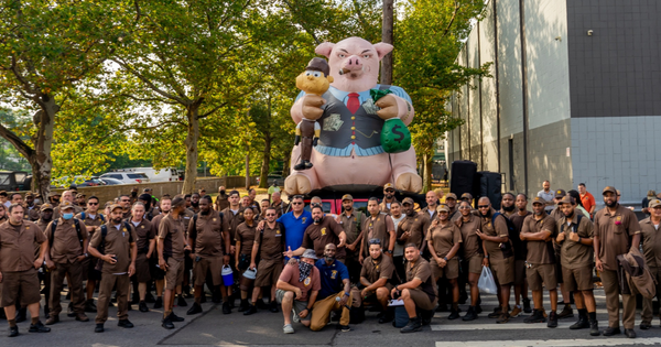 5 Ways to Get Involved in the UPS Contract Campaign