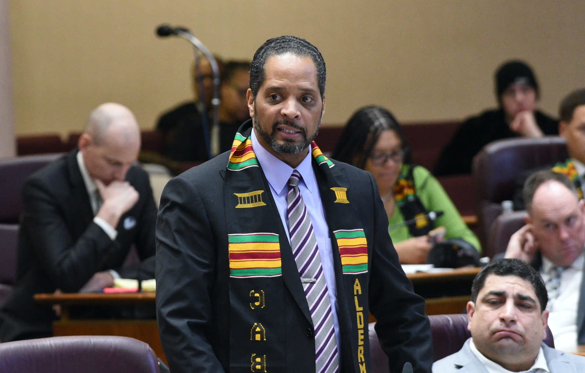 License committee narrowly advances measure to legalize video gambling ...