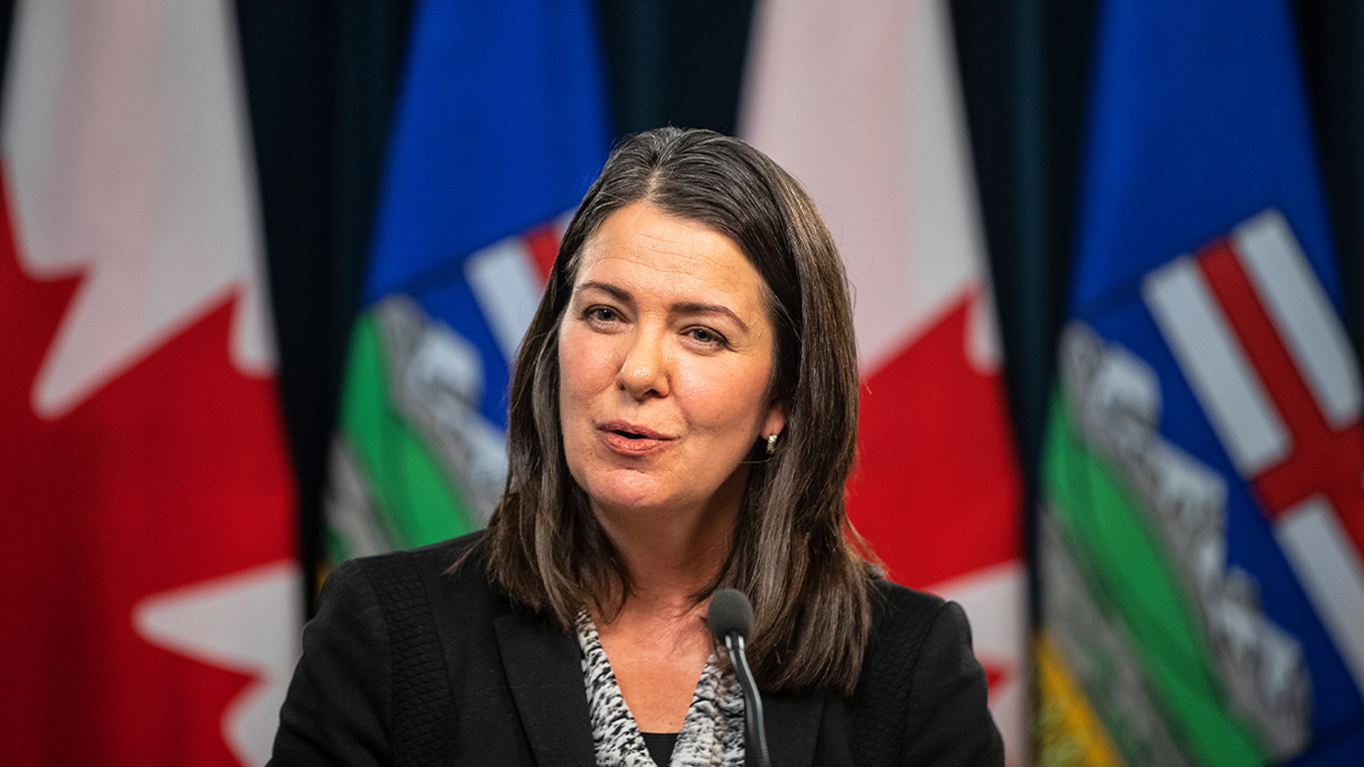 Danielle Smith gives an answer on the Alberta woman denied a life ...