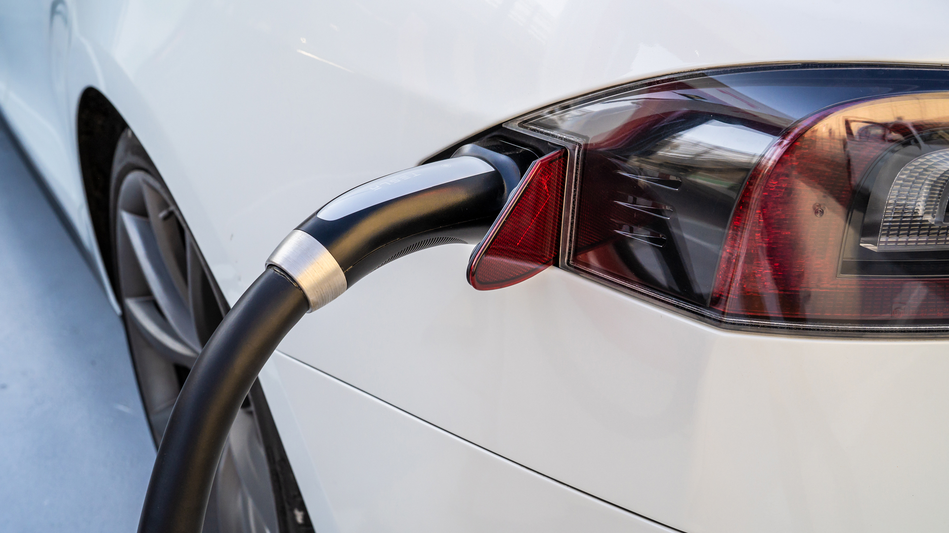 Automakers have little faith Canada will reach Trudeau govt's 2025 EV ...