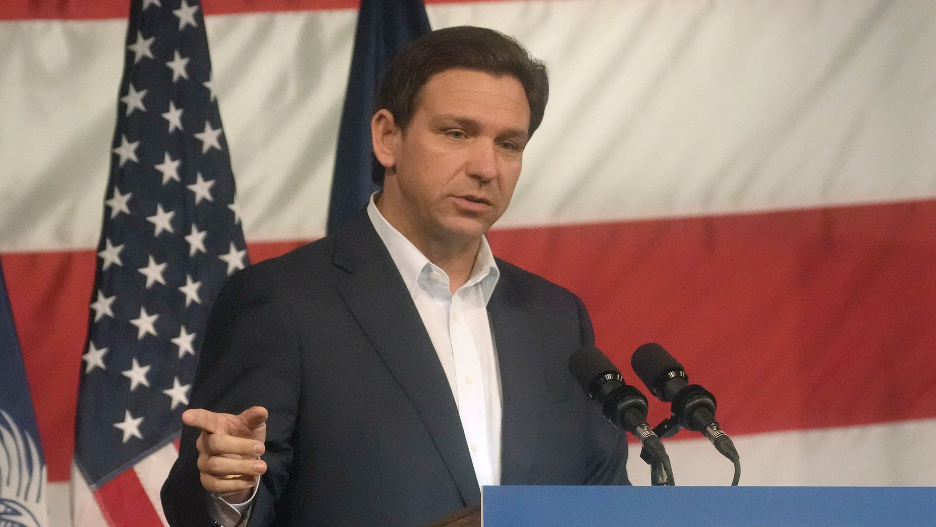 DeSantis dubs Harris-Walz ticket: 'Make America Burn Again' - Rebel News