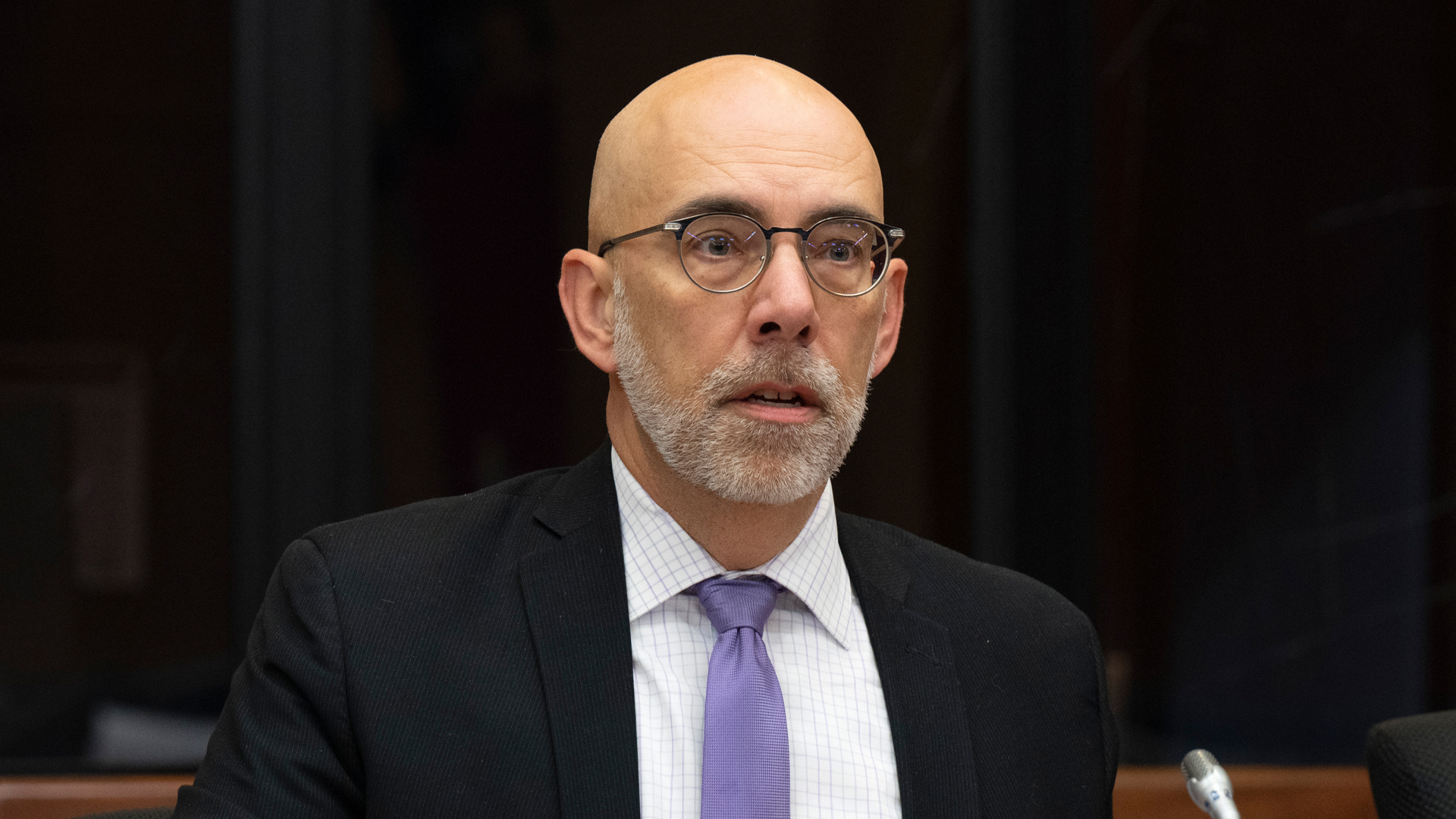 PBO says feds have 'more than enough' staff to process immigration ...