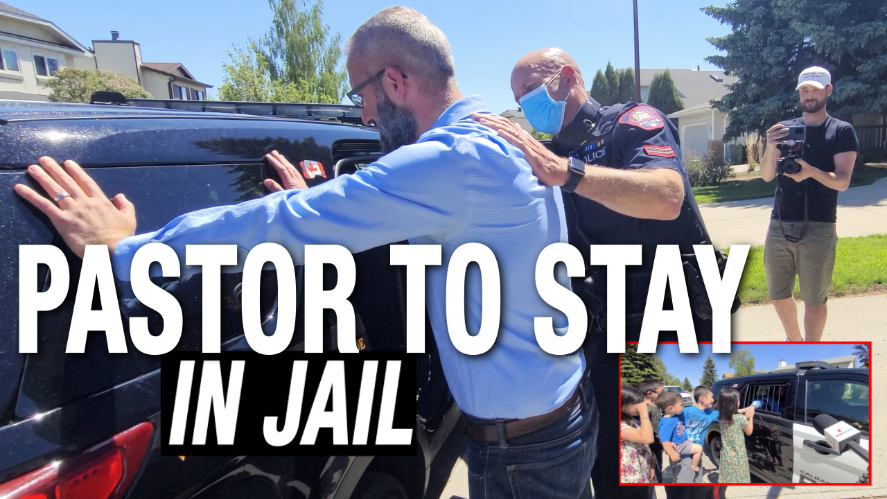 Pastor Tim Stephens will remain in prison after refusing bail ...