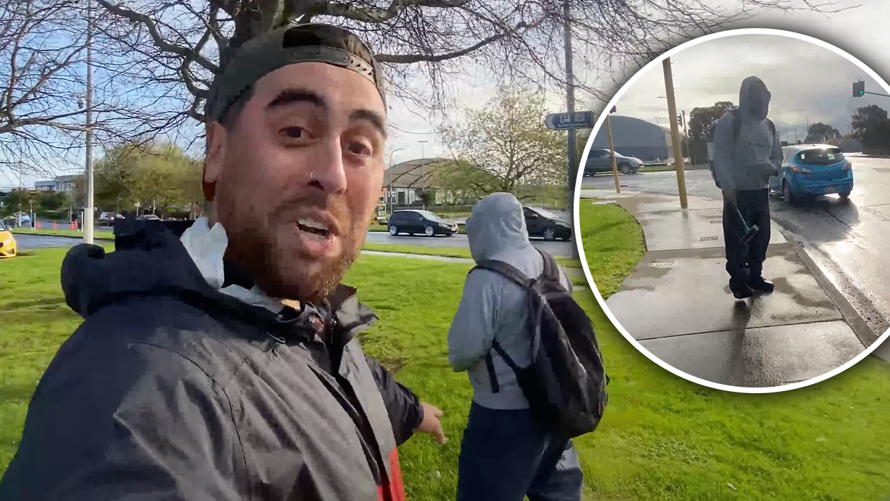 NZ cop busted posing as a roadside window washer to sting motorists ...