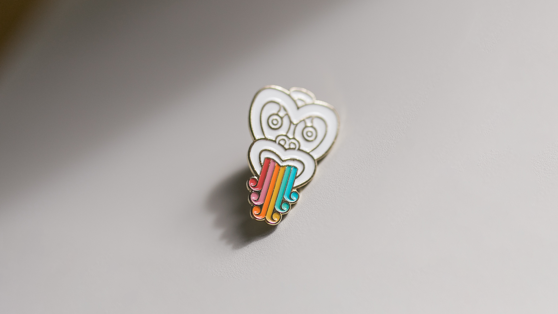 Reo Māori Pins released for supporters of te reo - Te Taura Whiri i te ...