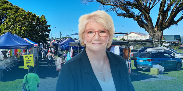 Innisfail Markets with Brenda Turner - One Nation Victoria
